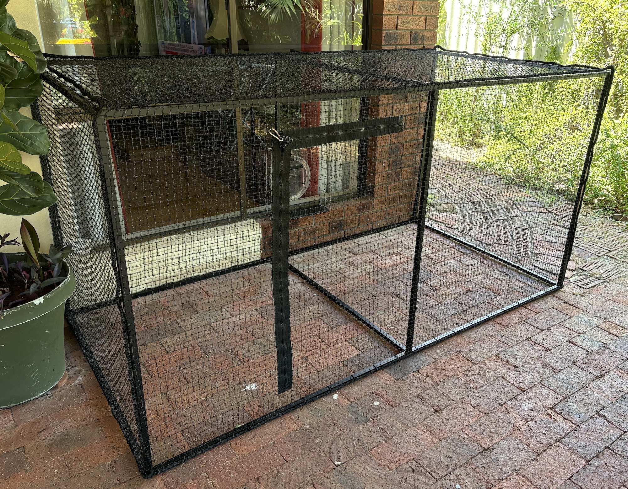 Lite 2.3m Free standing Enclosure – Cat Runs WA